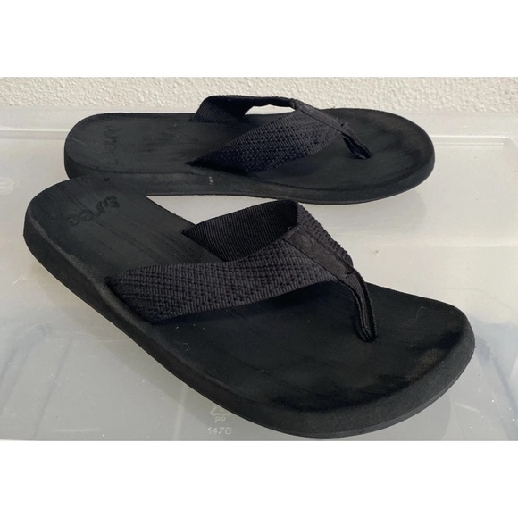 Reef | Shoes | Reef Sandy Solid Black Eva Outsole Woven Strap Sz7 Flip ...